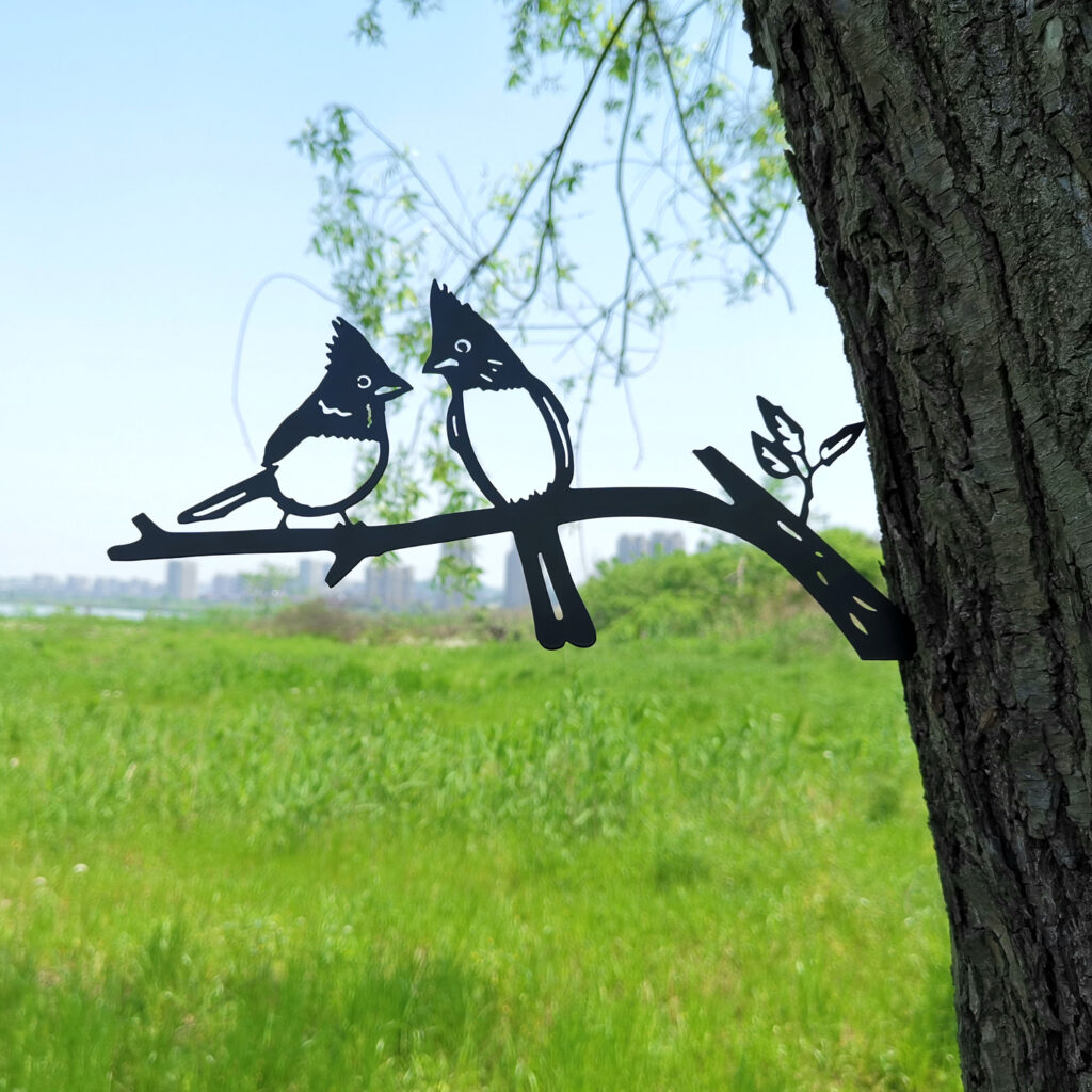 Metal Cardinal Bird for Tree - EONBES